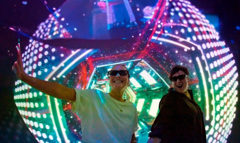 Media-based attractions, such as 3D theatres, simulators, or projection ...